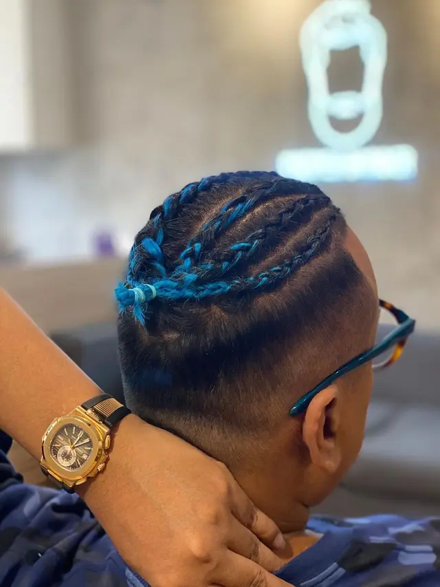 6 Gaya Rambut Nyeleneh Uya Kuya, Ada yang Pakai Peniti - Hot Liputan6.com