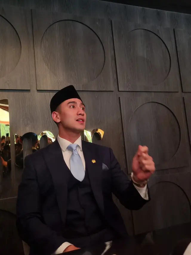 Verrell Bramasta Dilantik Jadi Anggota DPR RI, Ngaku Merinding Saat ...