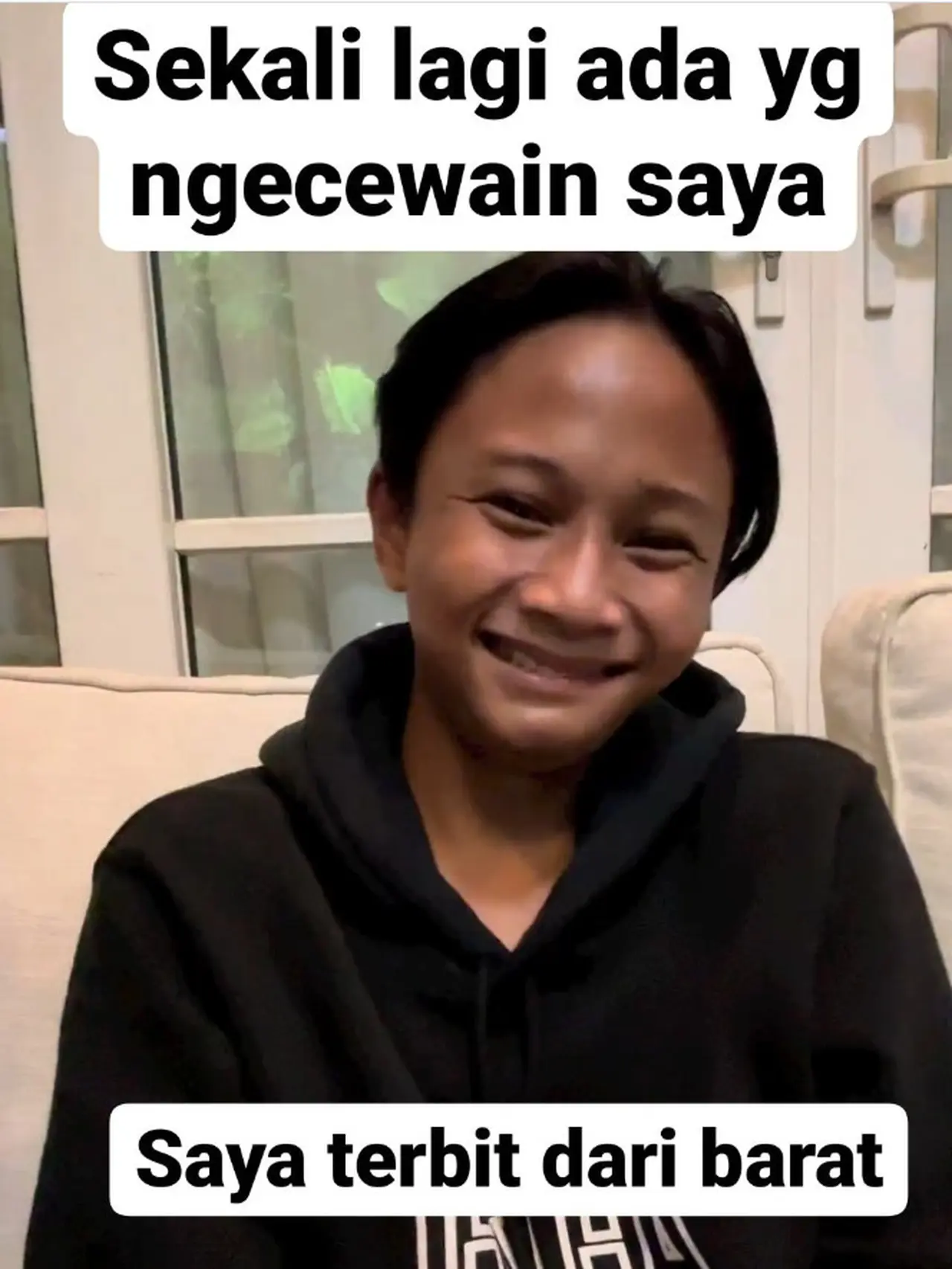 6 Meme Lucu Fajar Sad Boy Ini Menggelitik Perut, Kocak Banget - Hot ...