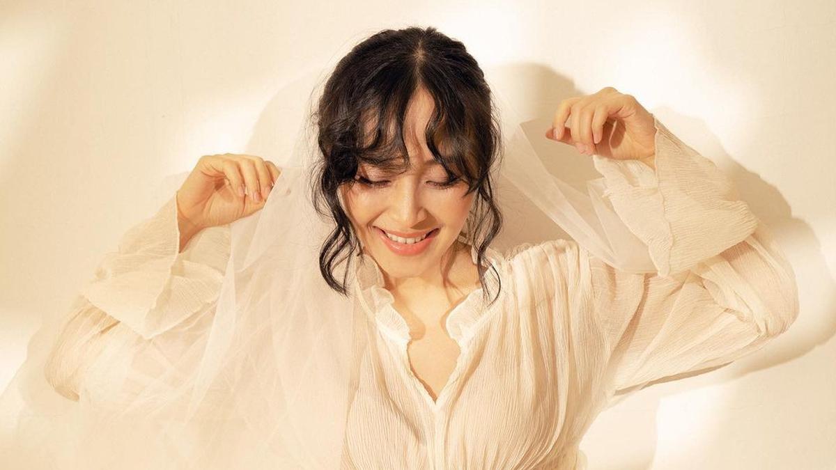 9 Potret Rinni Wulandari Pamer Baby Bump Sebulan Jelang Melahirkan Anak ...