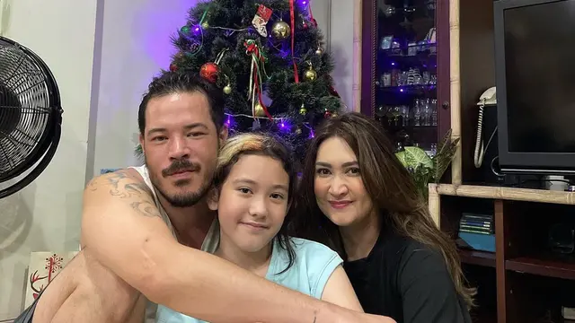 Zack Lee Mengaku Masih Cinta Nafa Urbach, Pernah Bicara Tentang Rujuk - Entertainment Fimela.com