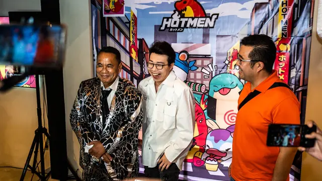 Hotman Paris Banting Setir Buka Gerai Ramen Harga Kaki Lima tapi ...