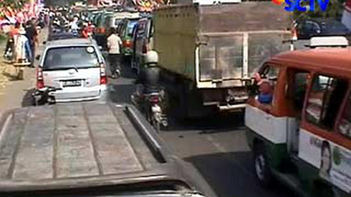 Libur Panjang, Bandung dan Puncak Macet Total - News Liputan6.com