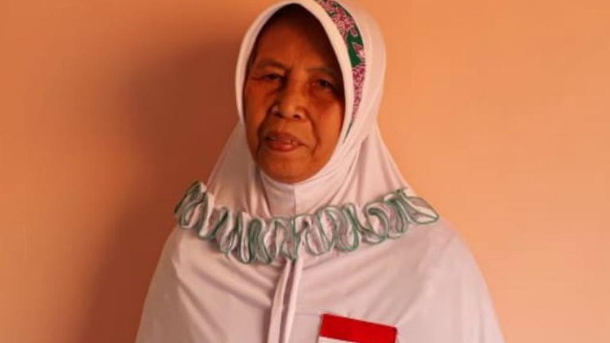 Cerita Haru Tukang Pijit Asal Jombang yang Akhirnya Bisa Berangkat Haji ...