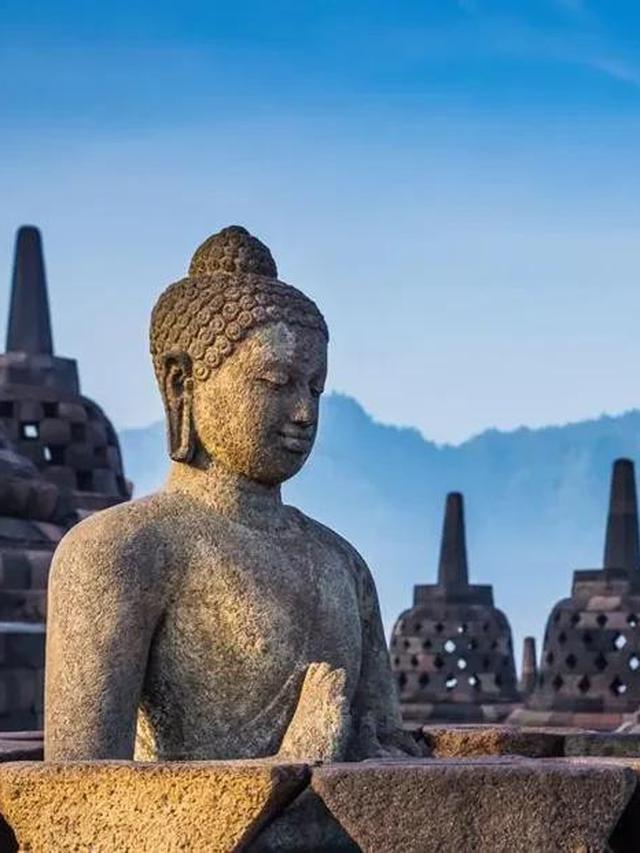 25 Tempat Wisata Religi yang Cocok untuk Liburan Sekaligus Menenangkan Diri