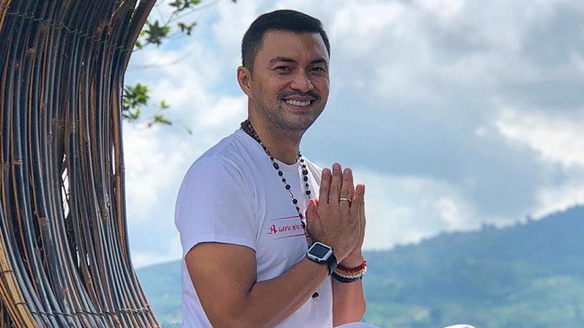 Anjasmara Ultah Ke-45, Tetap Dibilang Ganteng dan Awet Muda