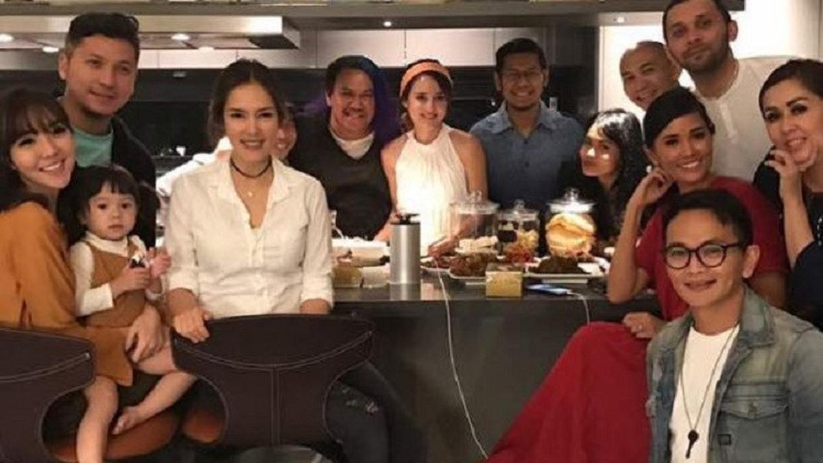 Mengenal Geng Tempe, Tim Inti Persiapan Pernikahan Maia Estianty ...