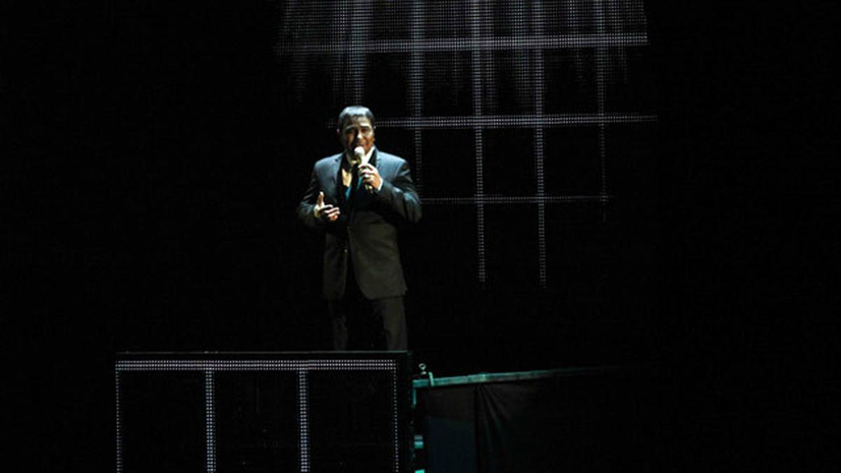 Harvey Malaihollo, Buka Kenangan lewat Tembang Lawas - Photo Fimela.com