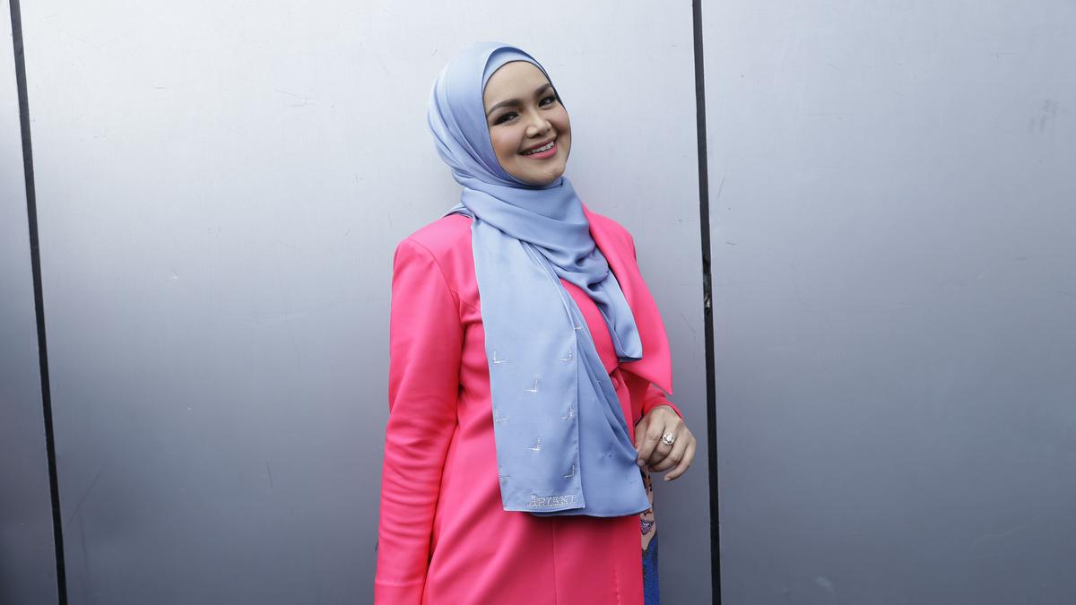 Siti Nurhaliza Gelar Konser di Jakarta Gandeng Tulus - Photo Fimela.com