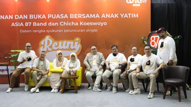 ASIA 87 Band dan Chicha Koeswoyo Syukuran Single Baru Bareng Anak Yatim ...