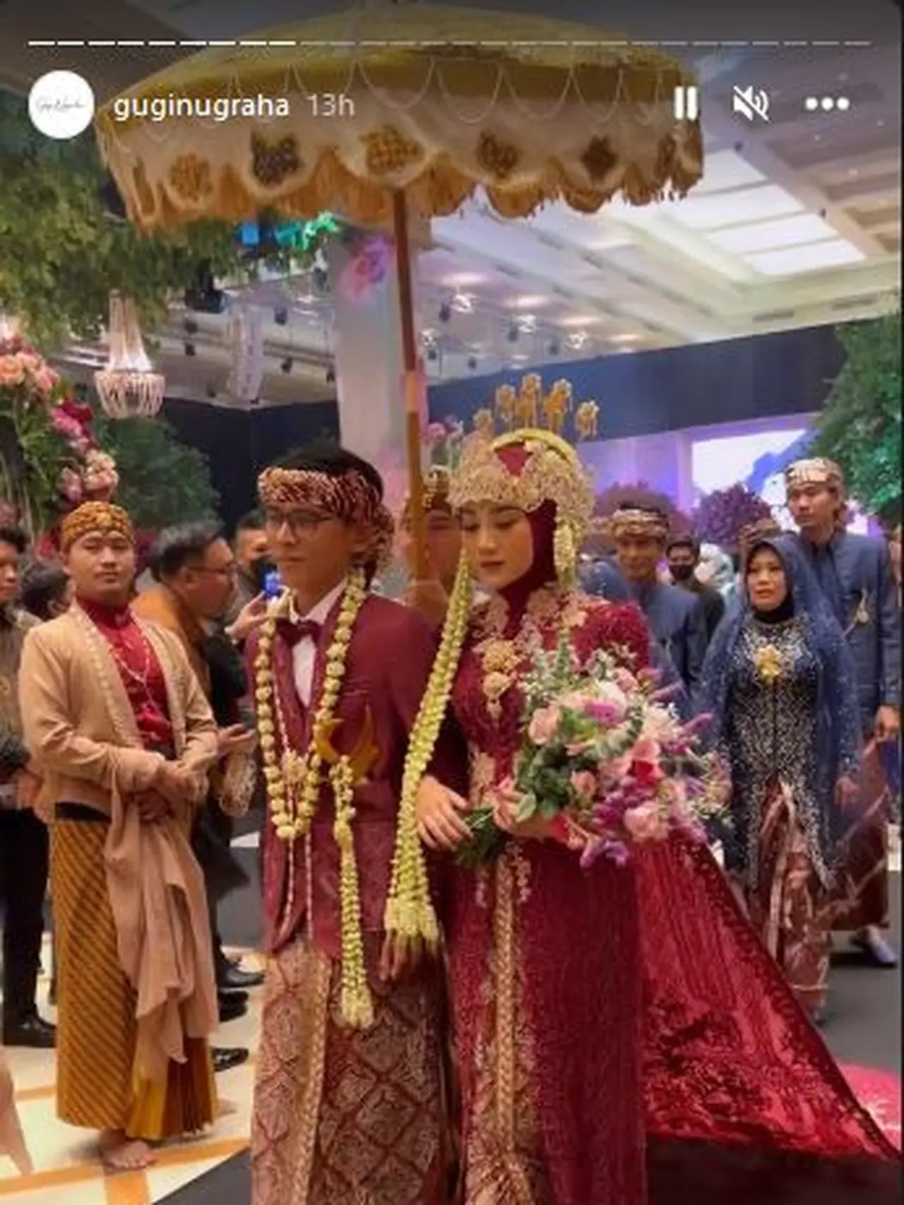 6 Potret Lesti Kejora di Pernikahan Sang Kakak, Tampil Mesra dengan Rizky Billar - Hot Liputan6.com