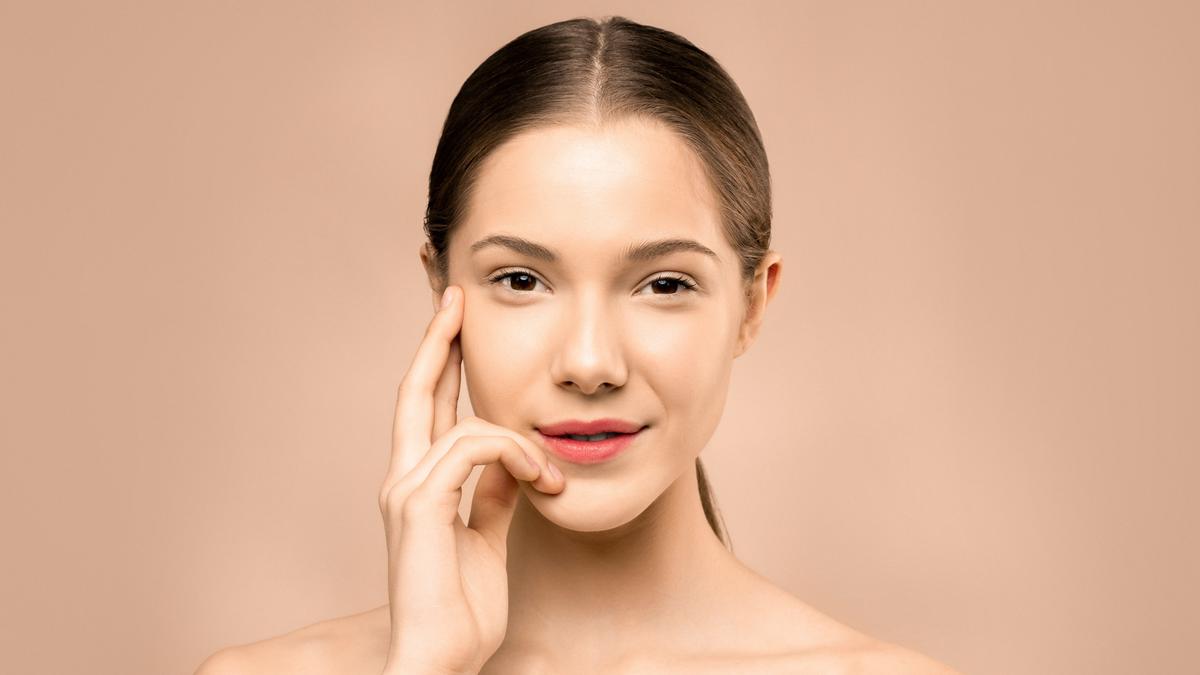 7 Kebiasaan Sederhana Ini Bisa Bikin Kulit Wajah Awet Muda