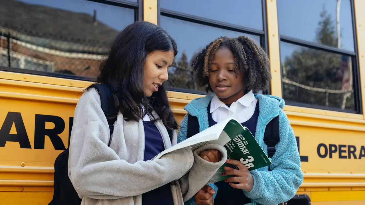 Contoh Kata Pronomina, Pahami Jenis dan Penggunaannya dalam Kalimat ...