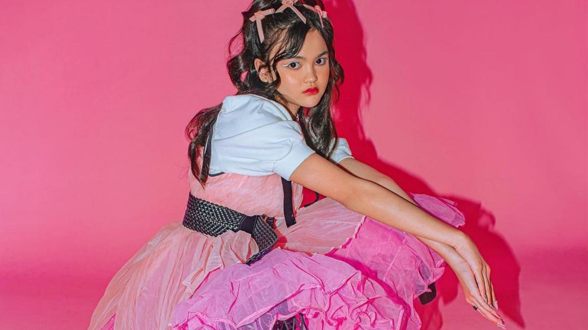 FOTO: Gaya Pemoteran Cut Keysha dengan Tema Pink Punk, Curi Perhatian ...