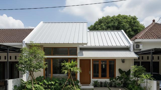 10 Gambar Rumah Minimalis Atap Asbes Kombinasi Seng yang Estetik dan ...