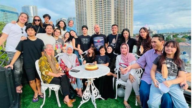 7 Potret Safeea Anak Ahmad Dhani dan Mulan Jameela yang Kini Beranjak ...