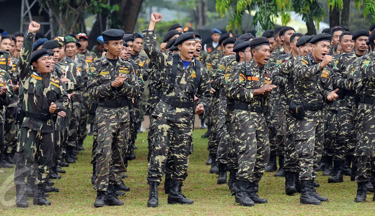 Ribuan Banser Ikuti Apel Kebangsaan dan Kemah Kemanusiaan - Foto ...