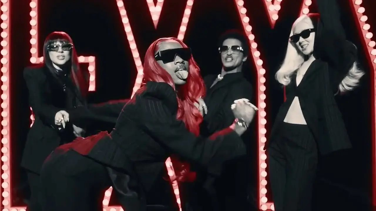 5 Potret Lady Gaga dan Rose BLACKPINK Digandeng Jadi Cameo di MV ...