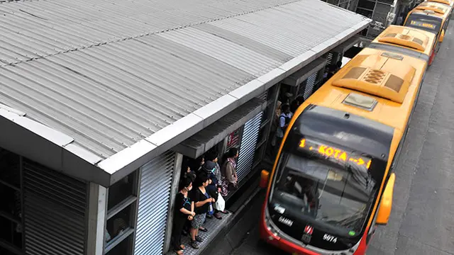 Halte Transjakarta Semanggi Ditutup Sementara - News Liputan6.com