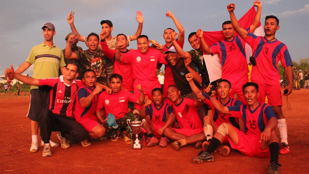 Satgas Kizi TNI di Kongo Juara Pertama Sepak Bola antar Kontingen ...