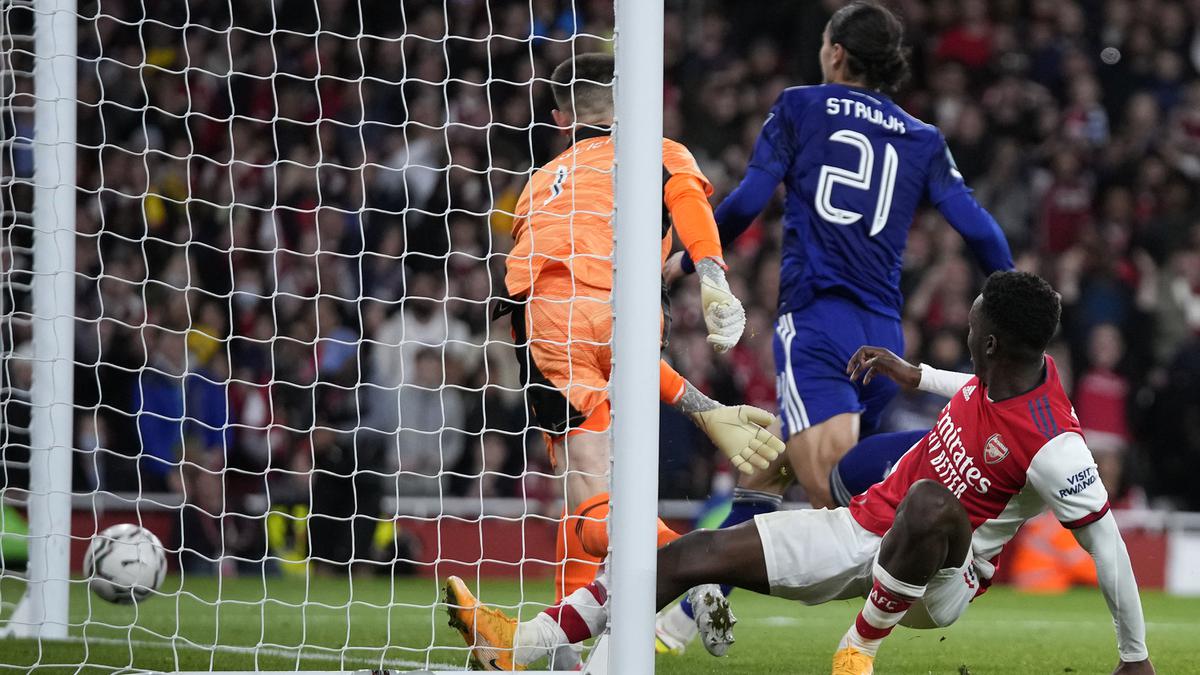 Liga Inggris: Manchester United Sedang Mengintai Kiper Leeds United ...