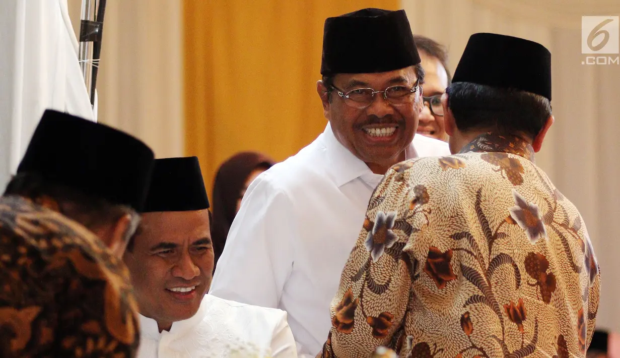 FOTO: Keakraban Presiden Jokowi saat Buka Puasa Bersama di Rumah Ketua ...