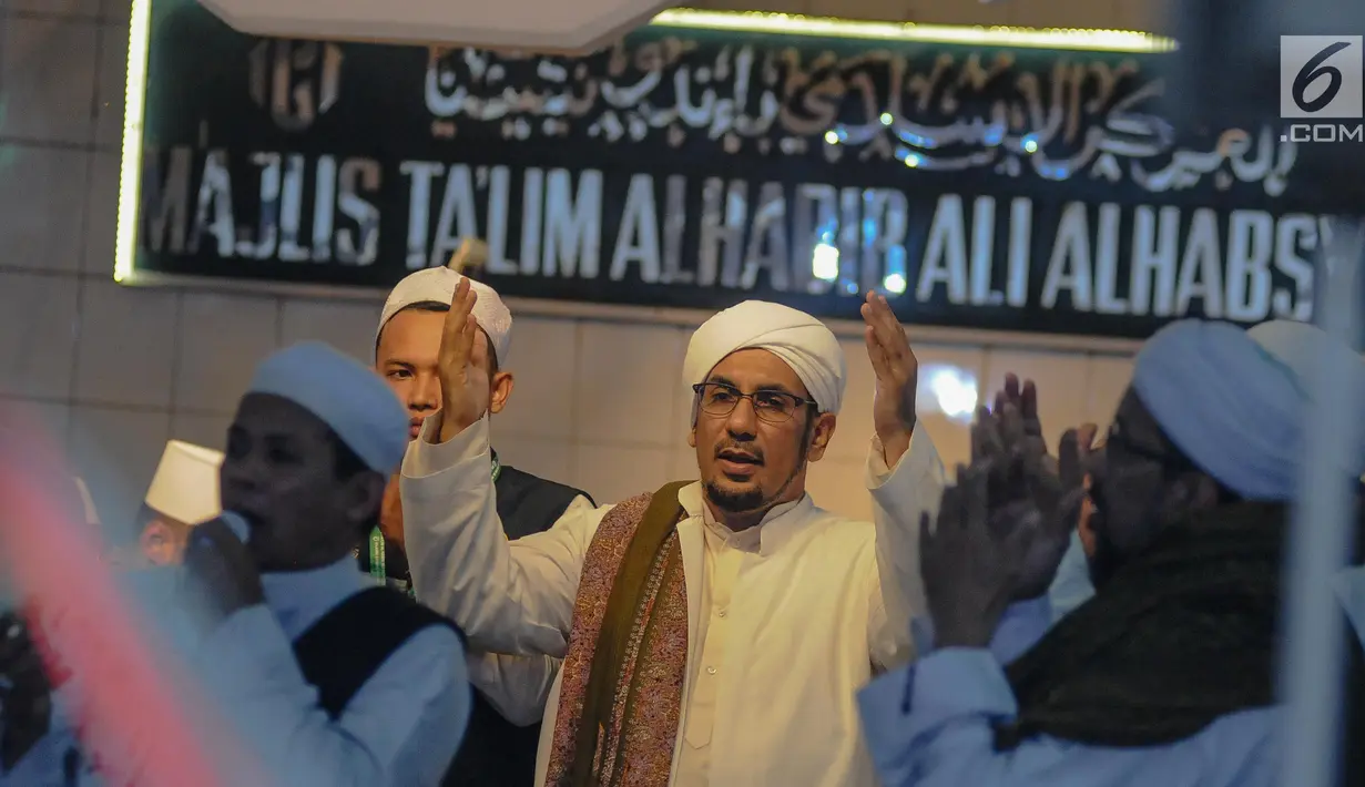 FOTO: Prabowo - AHY Hadiri Maulid Nabi dan Haul Habib Kwitang - Foto Liputan6.com