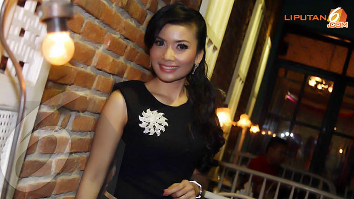 Kecewa, Rizma Simbolon Sindir Oddie Agam Lewat Lagu - ShowBiz Liputan6.com