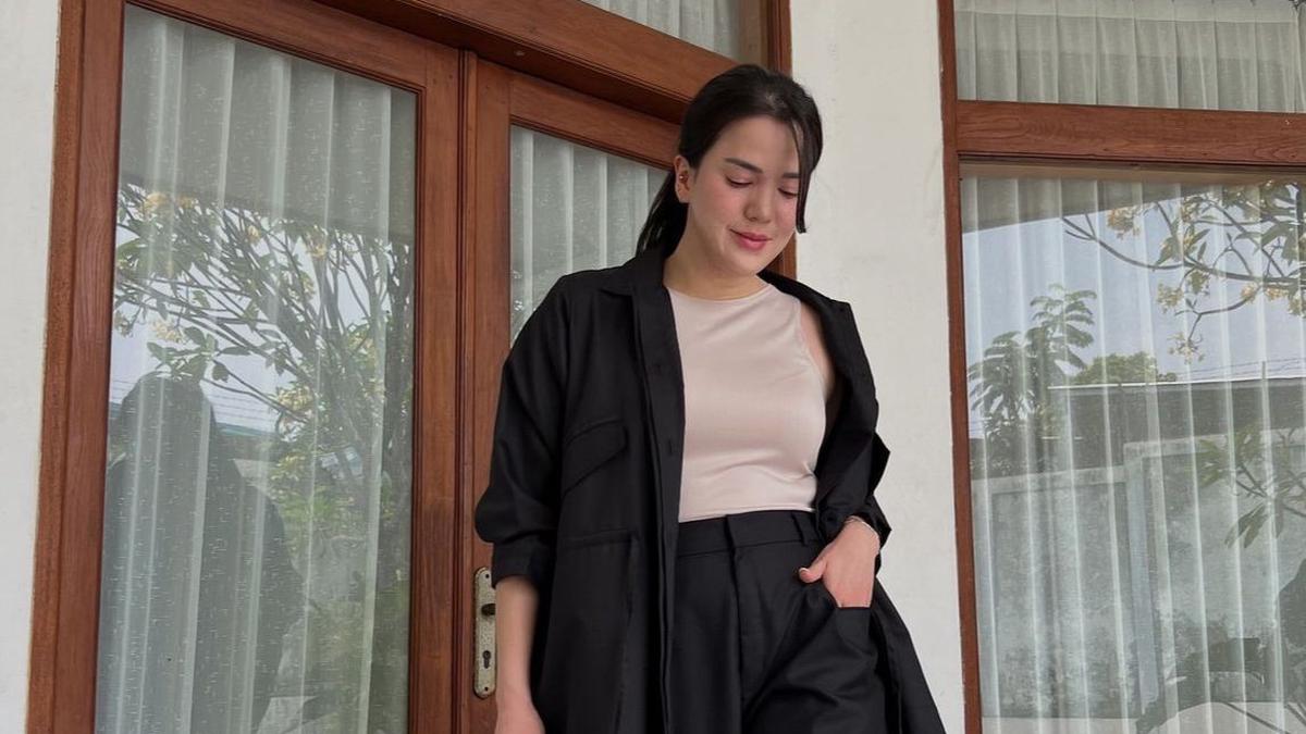 Intip 6 Ide Outfit Formal untuk ke Kantor dari Alice Norin yang Wajib ...