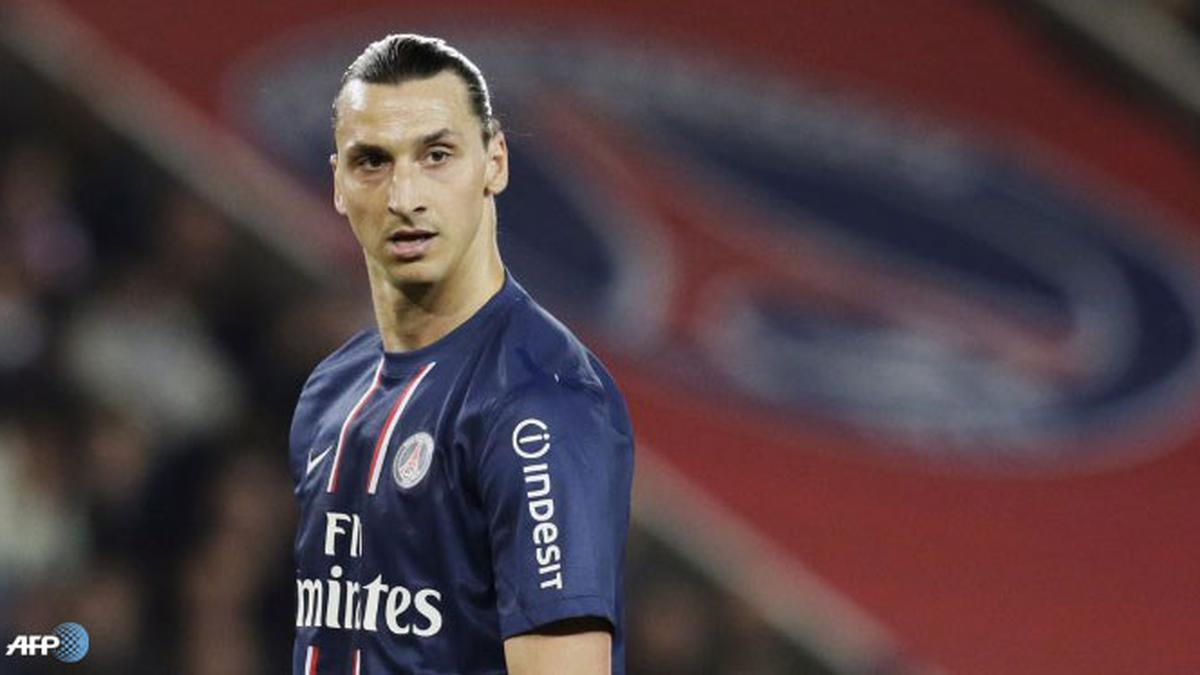 Ibra Mau Tetap di PSG, Batal Mudik ke Juve - Bola Liputan6.com