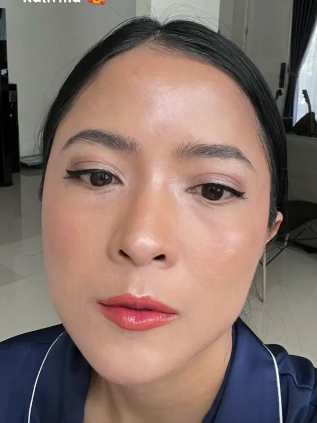 7 Potret Angelina Ci Pamer Hasil Makeup, Kekasih Dodit Mulyanto Jago ...