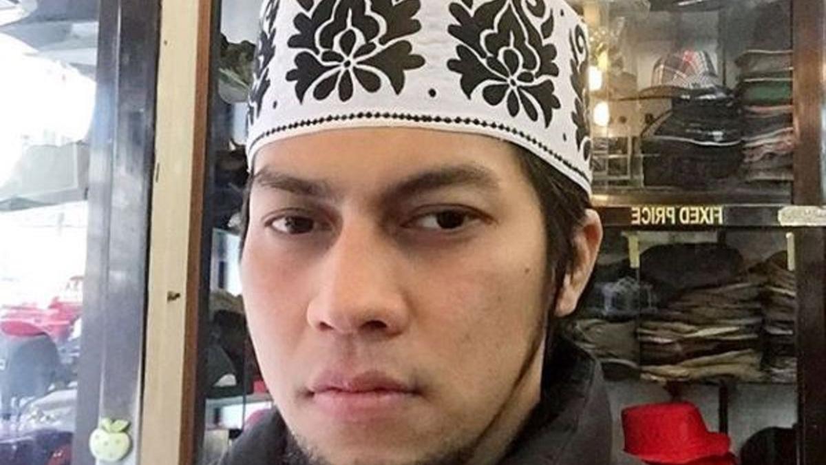 Dikabarkan Nikahi Umi Pipik, Sunu Matta Band Unggah Foto Istri ...