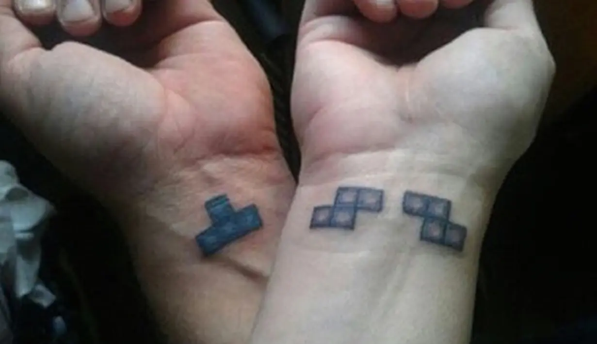 Tatoo Couple Buktikan Cinta Sejati Hanya Pada Pasangan