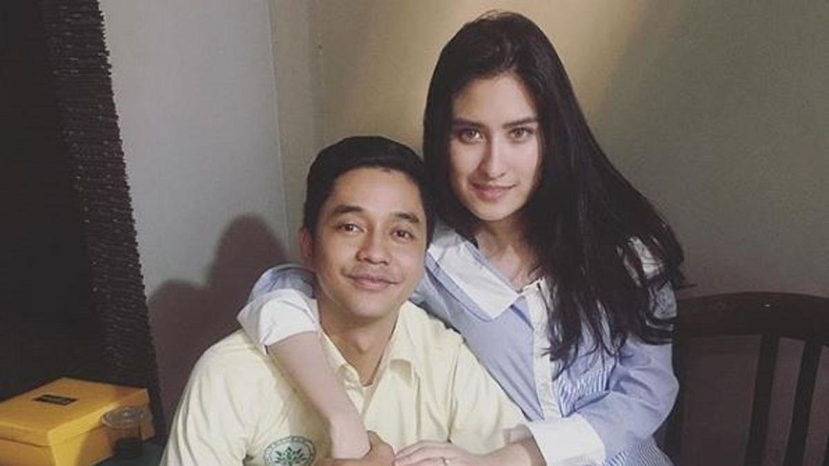 Resmi Lamar Kekasih, Adly Fairuz Siap Menikah Tahun Depan - ShowBiz ...