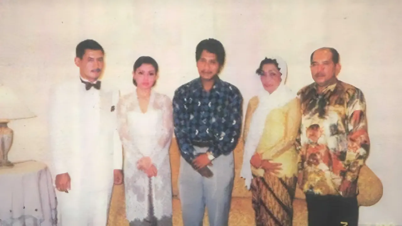 6 Potret Lawas Mayangsari Dinikahi Bambang Trihatmodjo, Nostalgia - Hot Liputan6.com