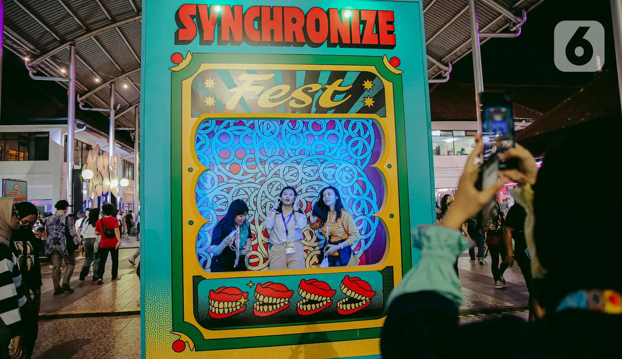 Antusias Penonton di Hari Pertama Synchronize Fest 2022 - Foto Liputan6.com