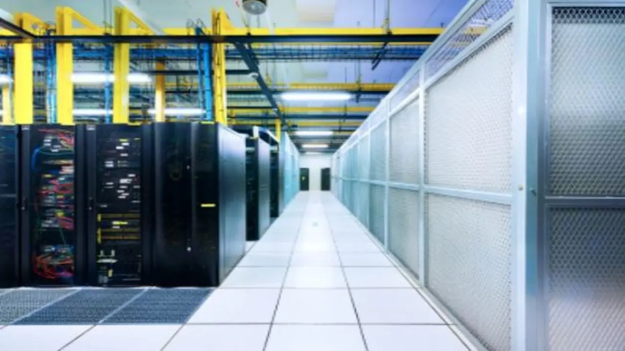 Profil DCI Indonesia, Data Center Tier IV Pertama di Asia Tenggara ...