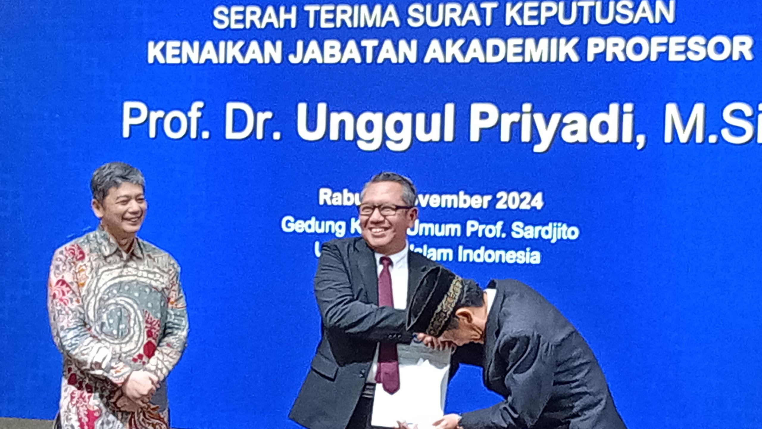 Cara Mendapatkan Gelar Profesor, Persiapan yang Harus Dilakukan Sejak Dini