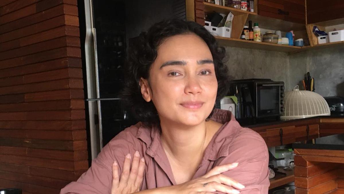 Potret Feby Febiola yang Makin Sehat Usai Sembuh dari Kanker, Jelajahi ...