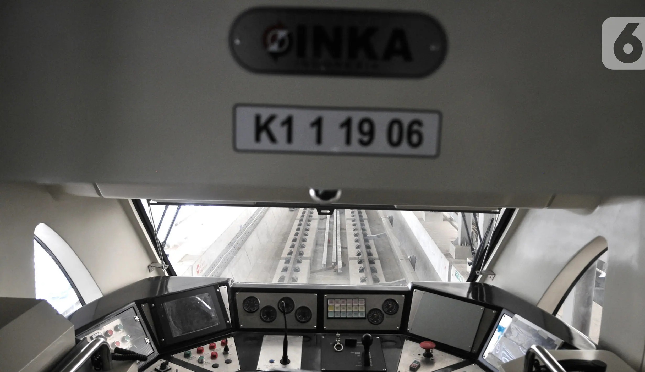 FOTO: Interior Kereta LRT Jabodebek - Foto Liputan6.com
