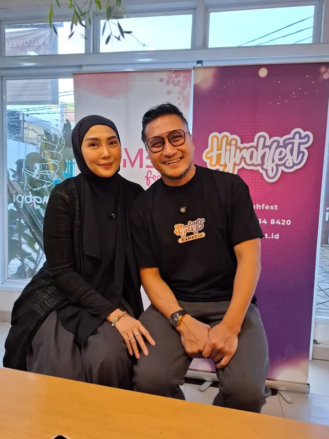 6 Fakta Arie Untung dan Fenita Arie Bikin Hijrahfest serta Woman ...
