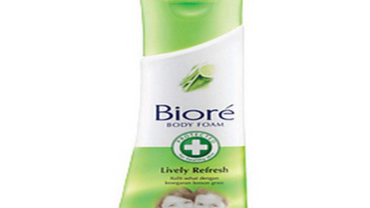 Biore Body Foam Lively Refresh - Lifestyle Fimela.com
