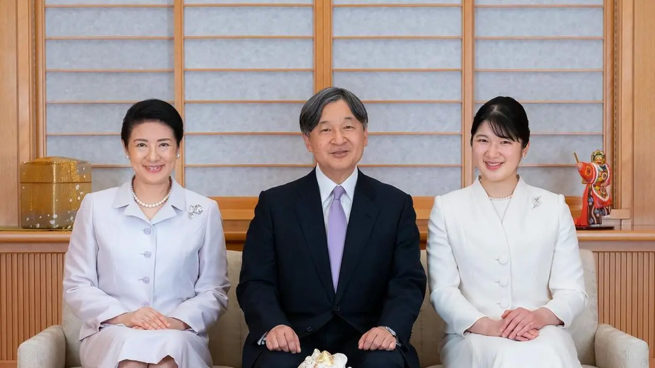 Gaya Hidup Sederhana Putri Aiko dari Jepang Jadi Sorotan, Setia Pakai ...