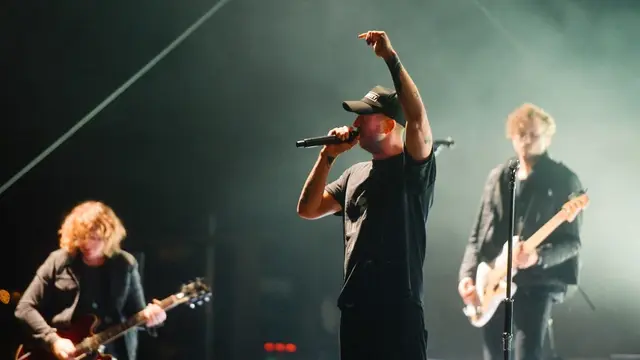 Lirik Lagu RUNAWAY - OneRepublic - Ragam Bola.com