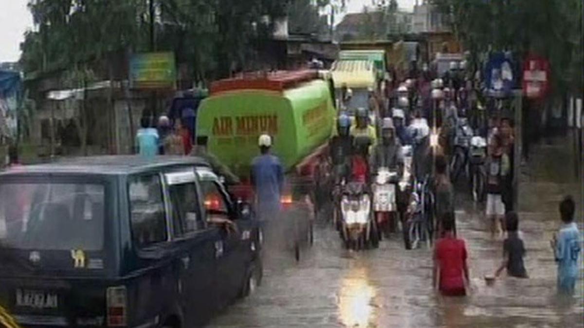 Ratusan Rumah di Ciledug Indah Terendam Banjir - News Liputan6.com