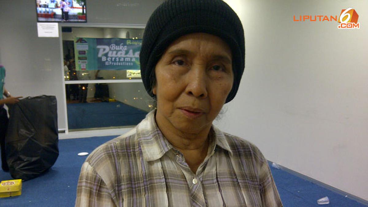 Berkat Main Sinetron, Aty Cancer Bisa Berangkat Umrah - ShowBiz ...