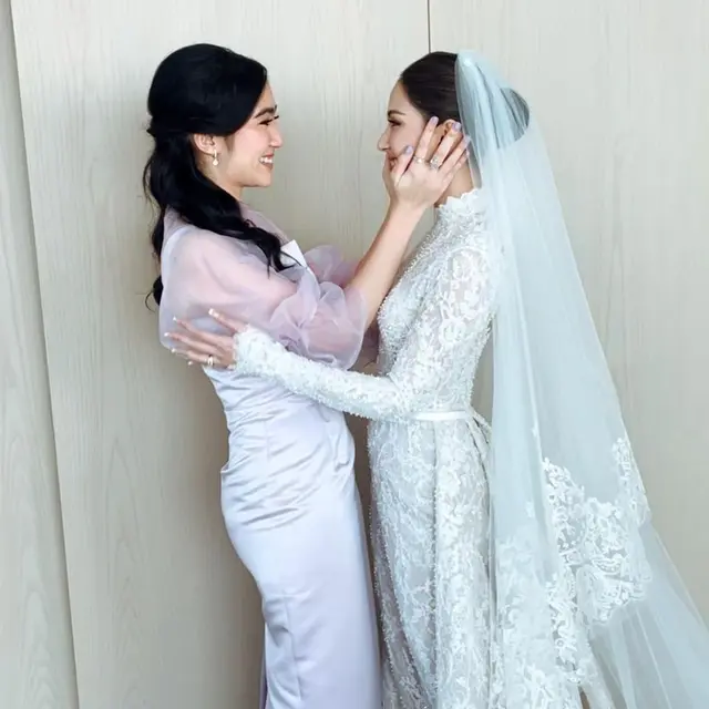 Jadi Mak Comblang, Ini 6 Potret Persahabatan Febby Rastanty dan Jessica Mila - Hot Liputan6.com