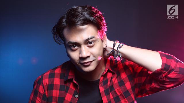 Berantem, Dimas Andrean Bikin Pipi Jefri Nichol Memar-Memar - ShowBiz ...