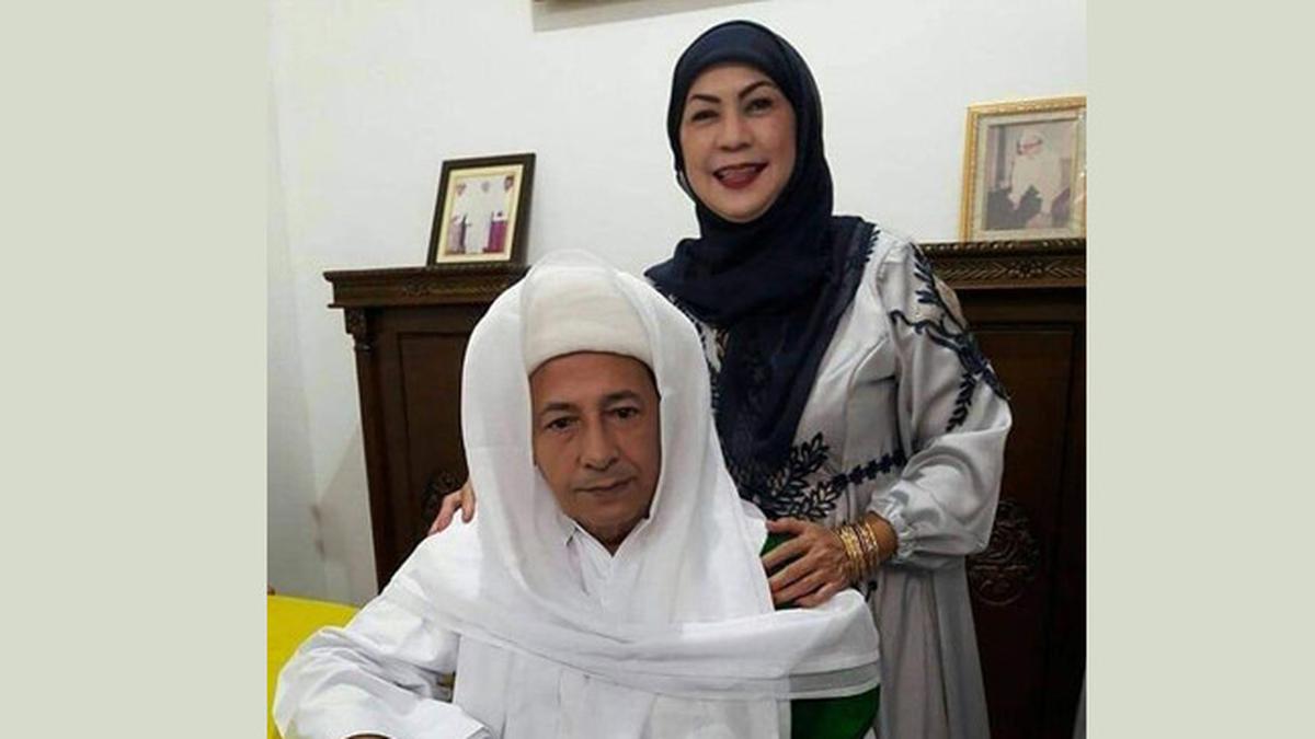 Innalillahi Wainna Ilaihi Roojiuun, Syarifah Salma Istri Habib Luthfi Meninggal Dunia - Islami ...