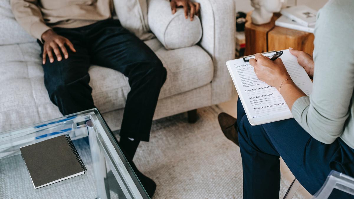 Cara Memilih Psikolog yang Tepat dan Sesuai - Ragam Bola.com